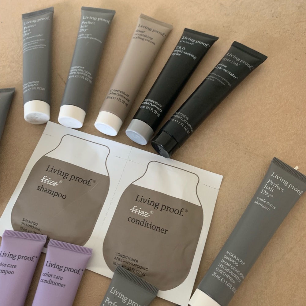 15 Piece Living Proof Haircare Kit - Gem